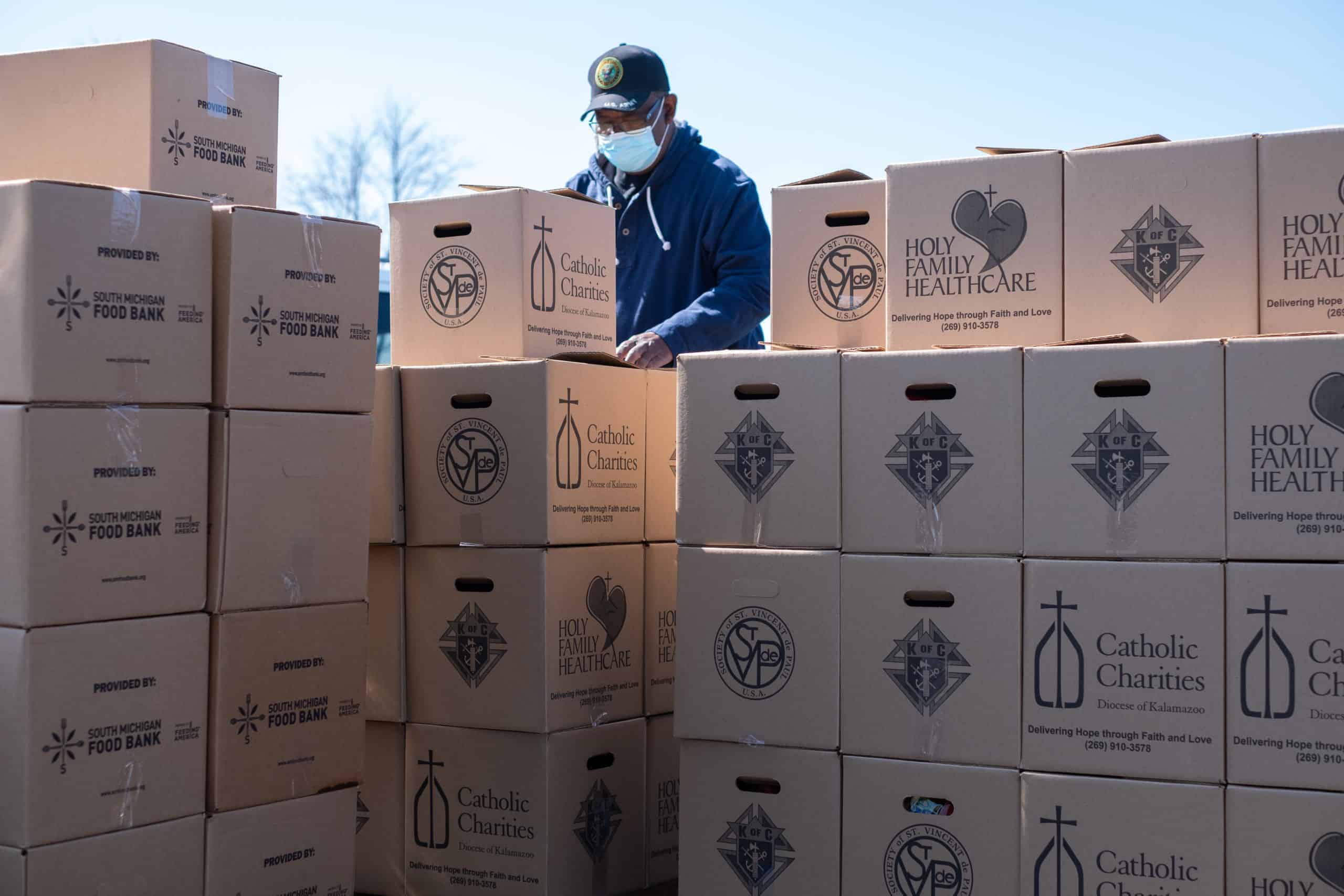 Fresh Food Distribution - South Michigan Food Bank